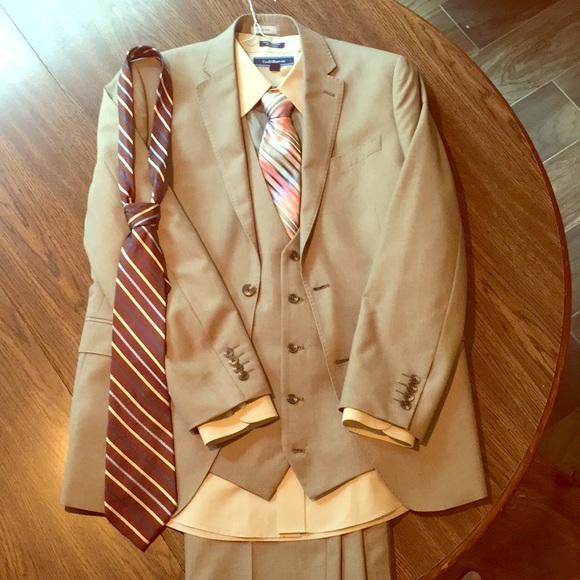 jf j.ferrar | Suits & Blazers | Full Suit Jacket Vest Pants Shirt 2 ...